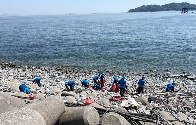 한국석유공사 '지구 살리는 G9 KNOC 플로깅 릴레이' 행사